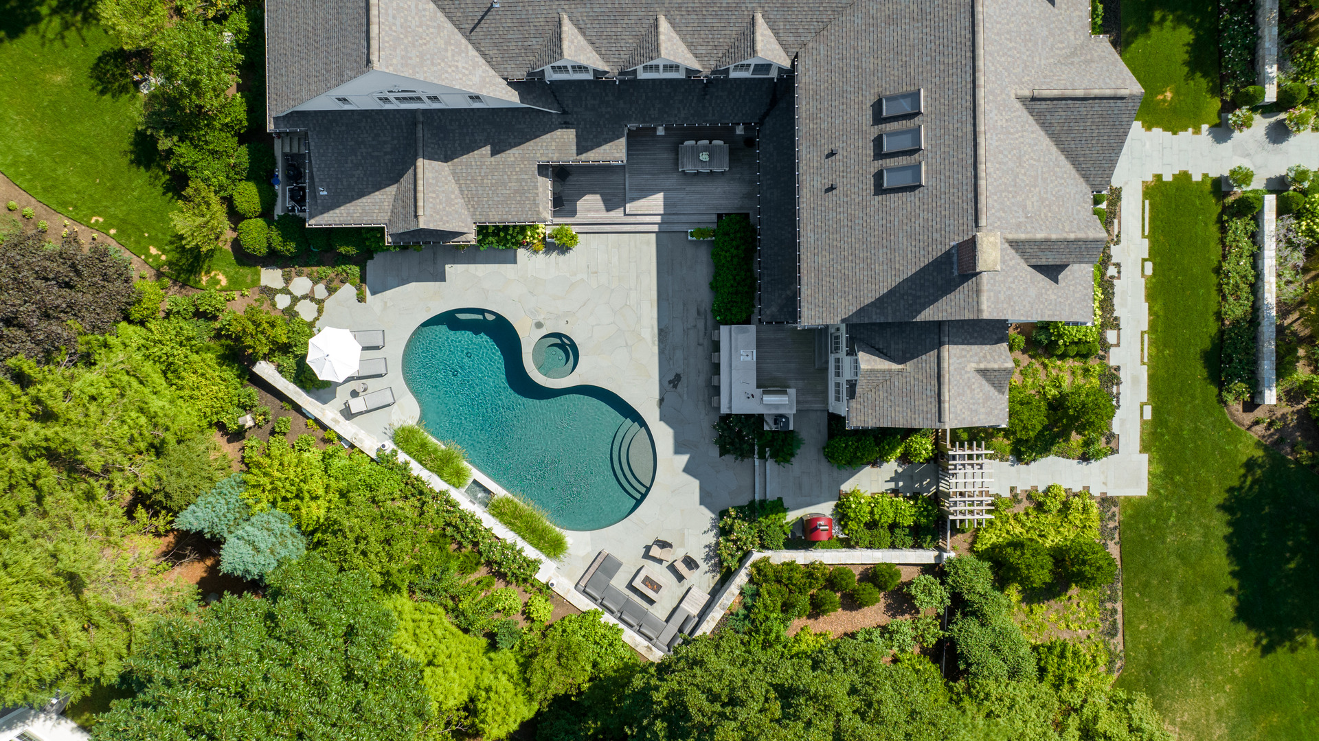 Bluestone Masterpiece - ONYX Corporation